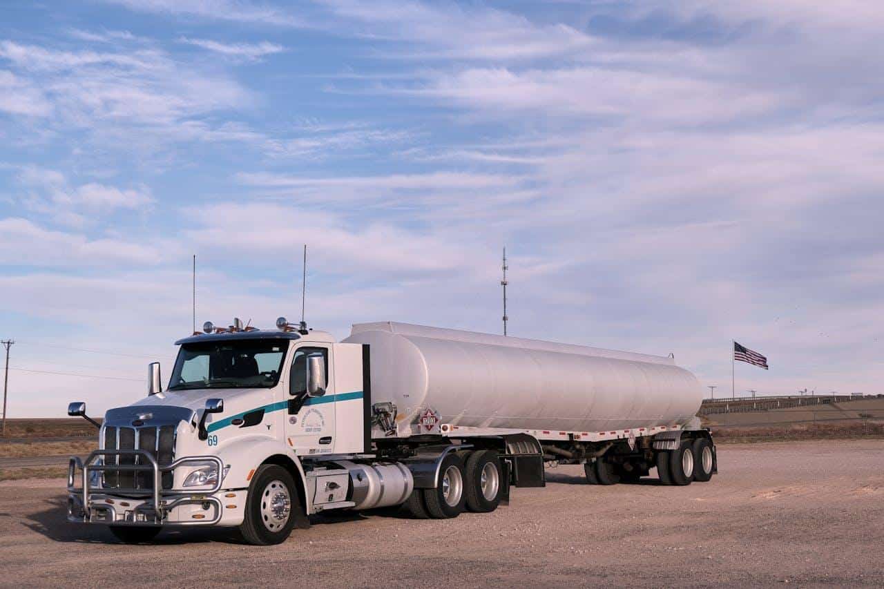 Best Practices for Heavy-Duty Fuel Storage - Jack Cooper